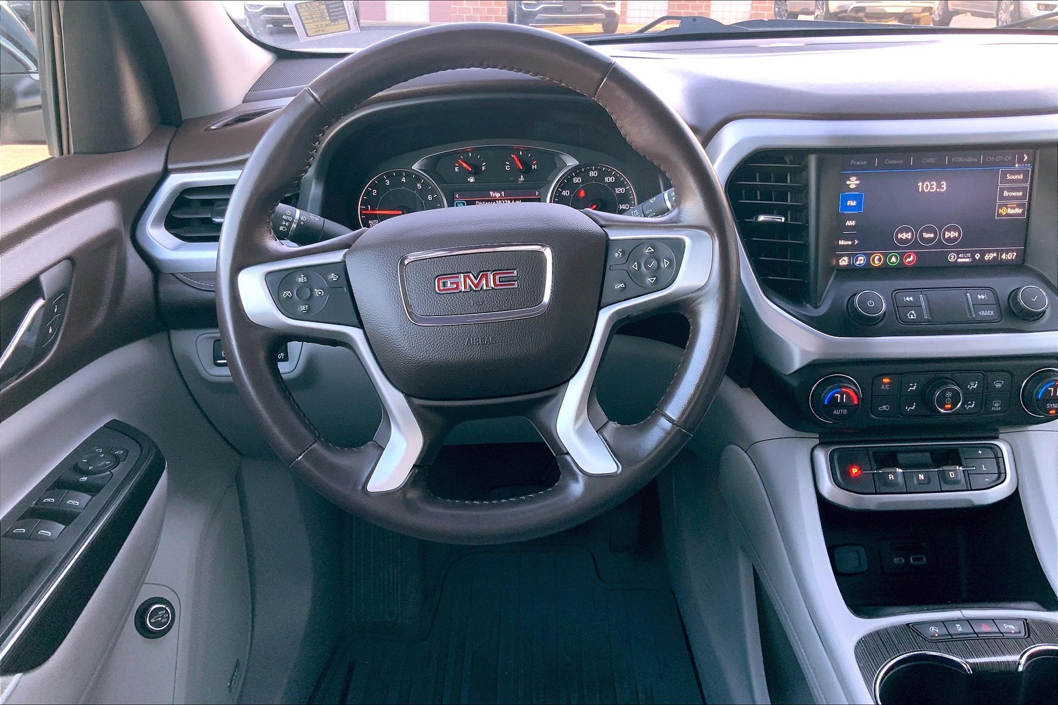 2017 Gmc Acadia Interior Lights | Cabinets Matttroy